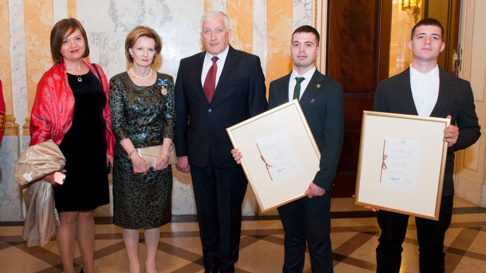 FOTO/ Patru studenți din R. Moldova au fost distinși cu Burse Regale din partea Casei Regale a ...