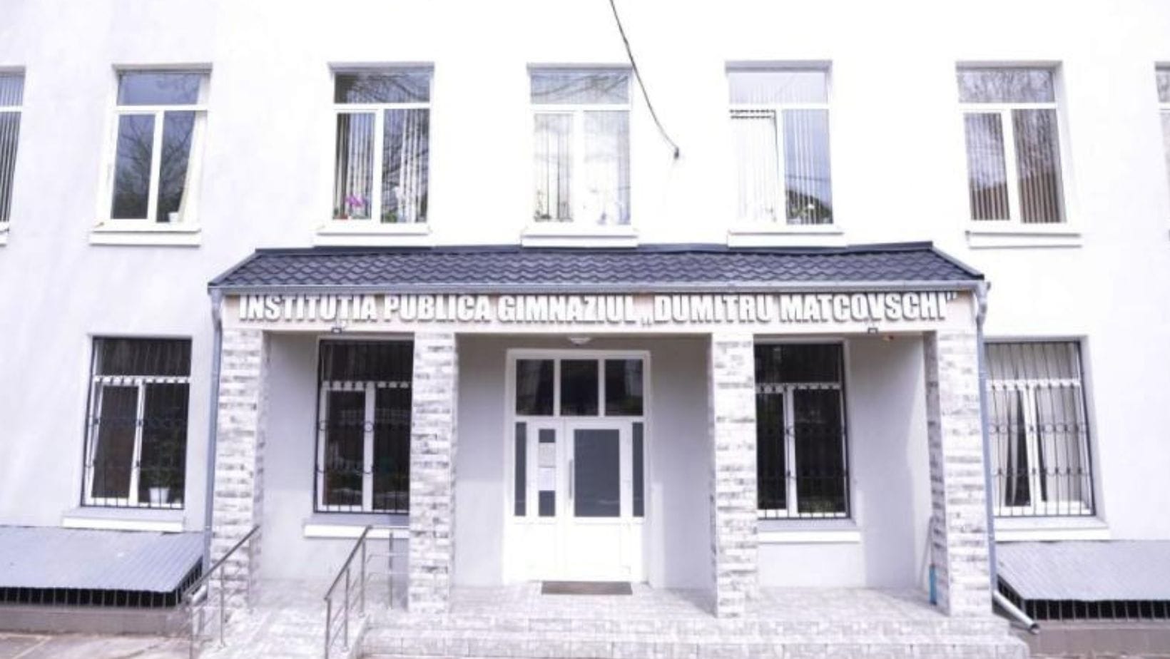 Două gimnazii din Chișinău se reorganizează: unul devine liceu, iar ...